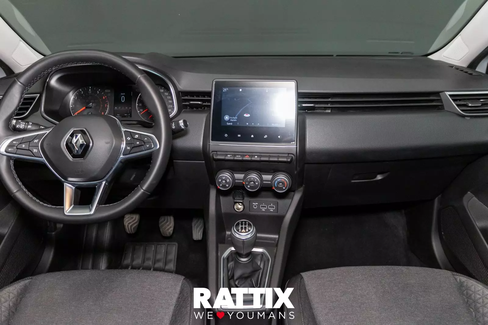 NUOVA RENAULT CLIO interni | Auto Rattix